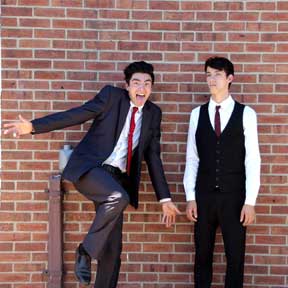 Barefoot & Oshima Bros at story Mansion in BoZeman