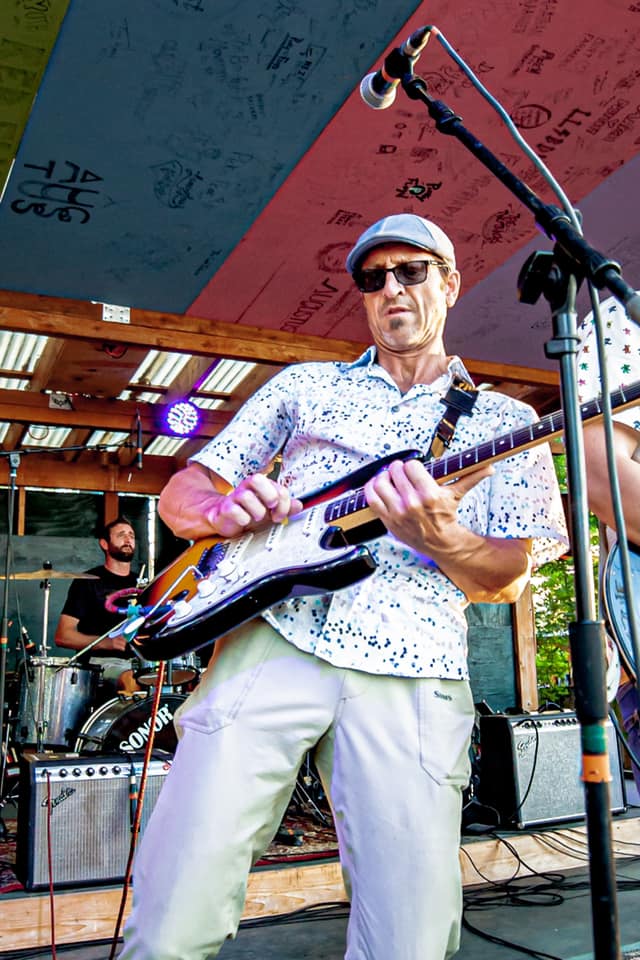 Bridger Brewing offers season’s greetings & growlers - The BoZone