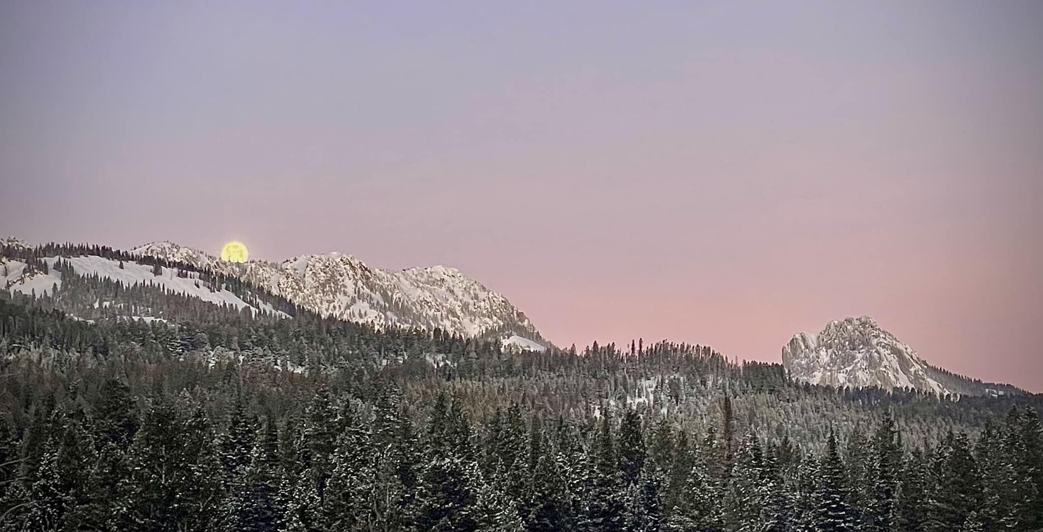 Hit competitive slopes of Bridger with Cold Smoke contests - The BoZone