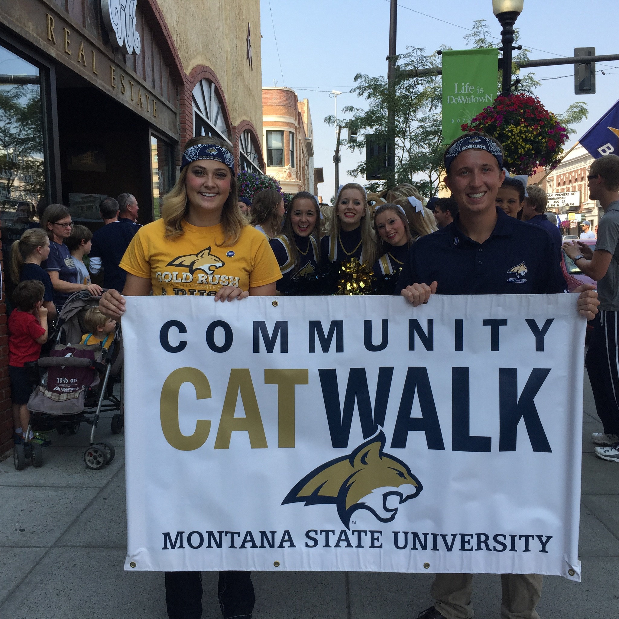 'Cats & crew parade streets of downtown ahead of new season - The BoZone